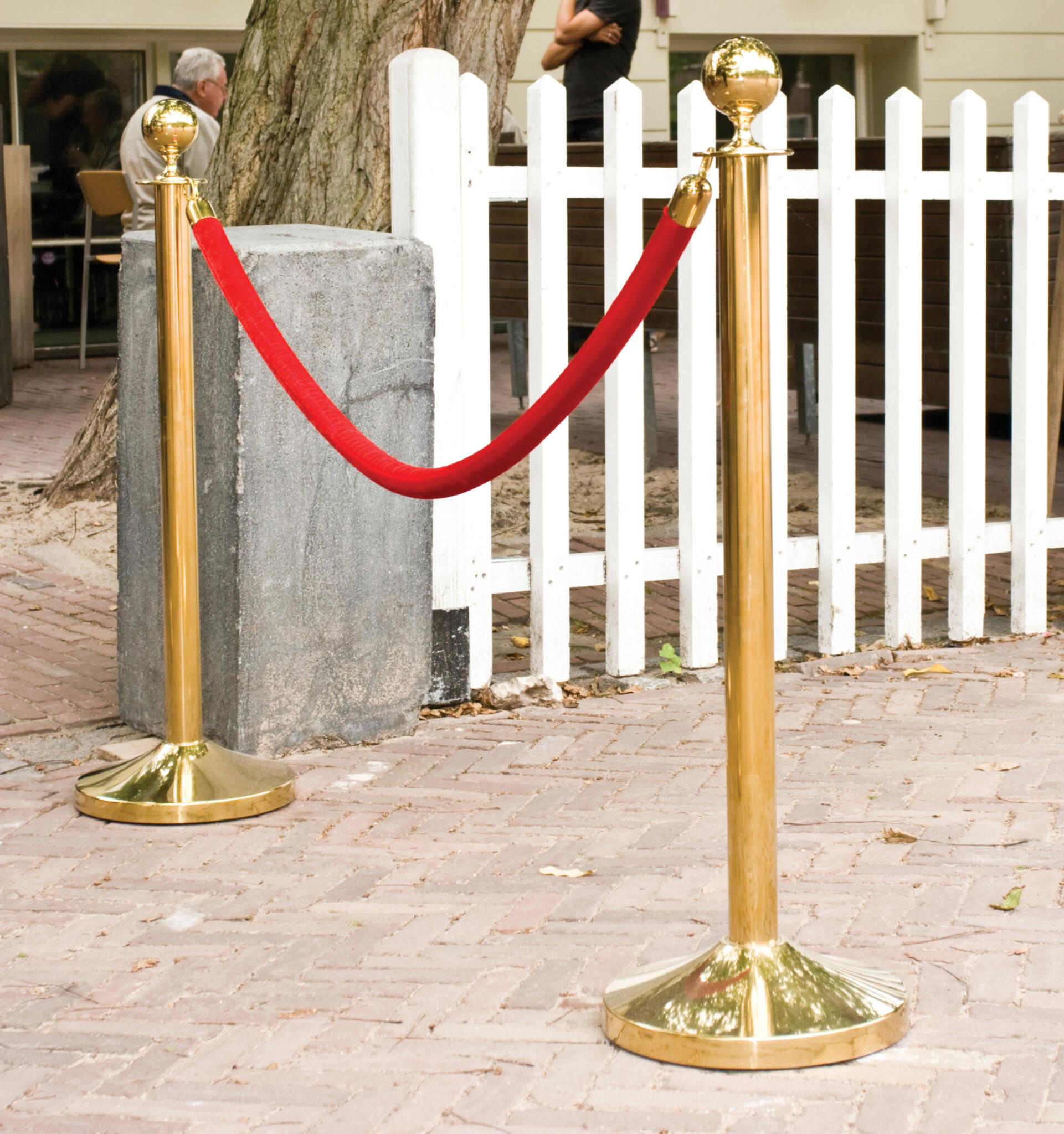 Crowd Control Securit Rope Barrier Systems | American Metalcraft
